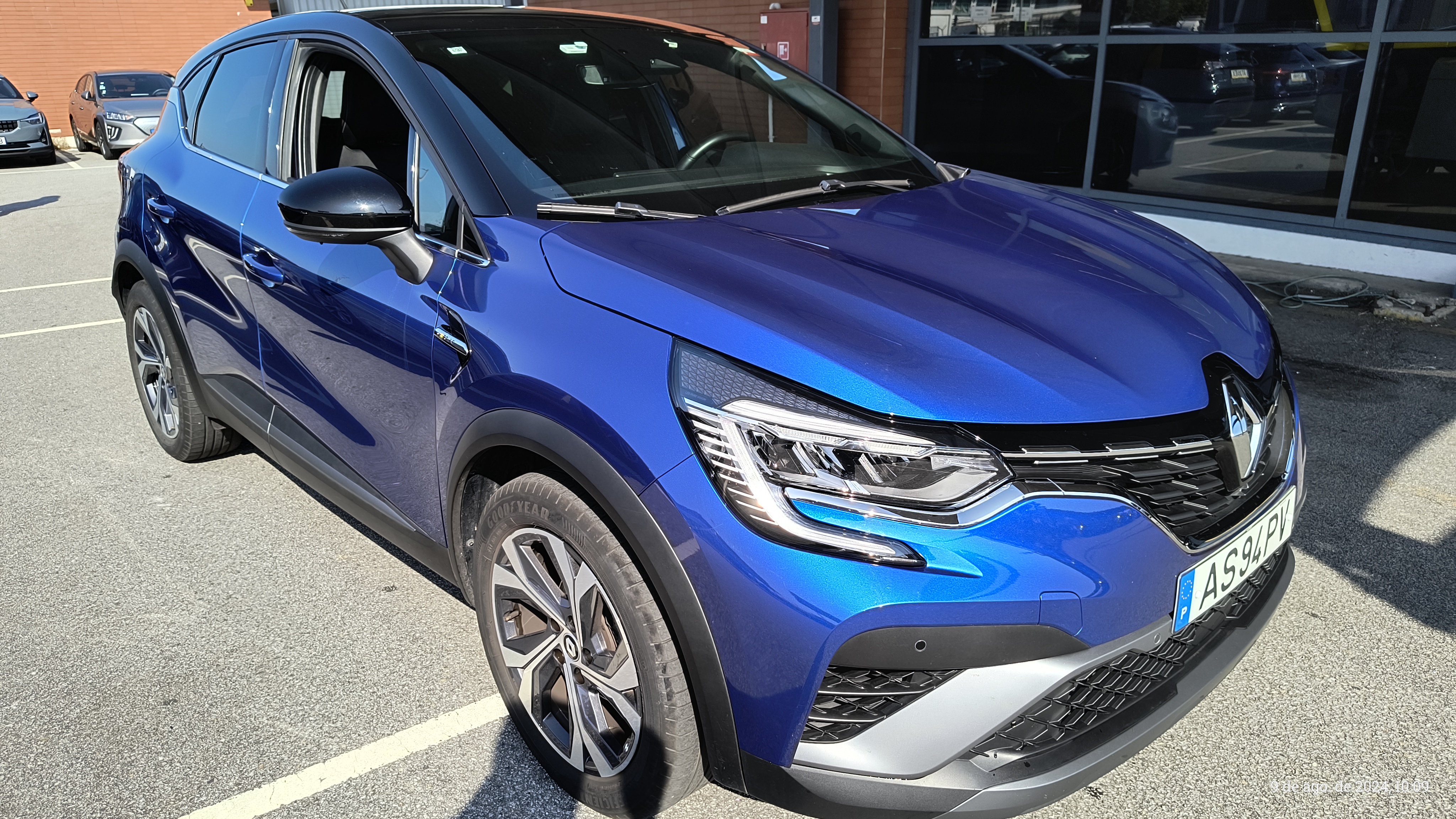 Renault Captur RS Line 2023, TCe90, manual, 1.0 turbo, gasolina.